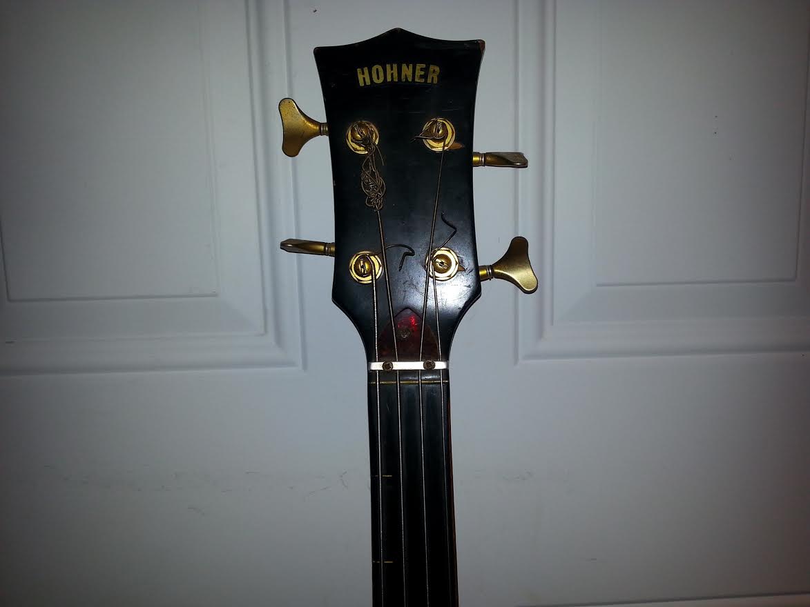 #1225 Hohner Bass – Bartell Guitars and Basses